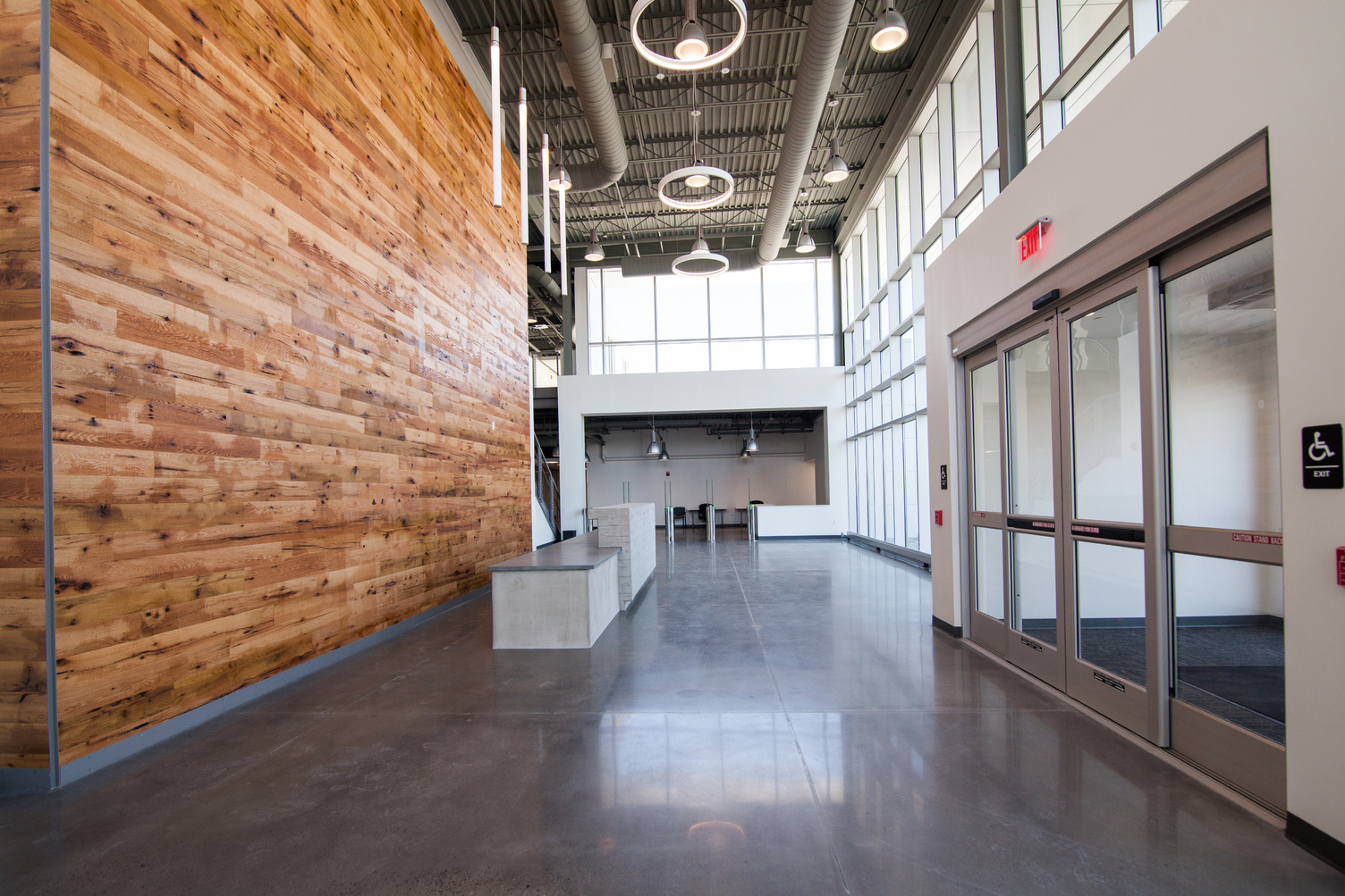 Procter & Gamble Tabler Station - Warehaus