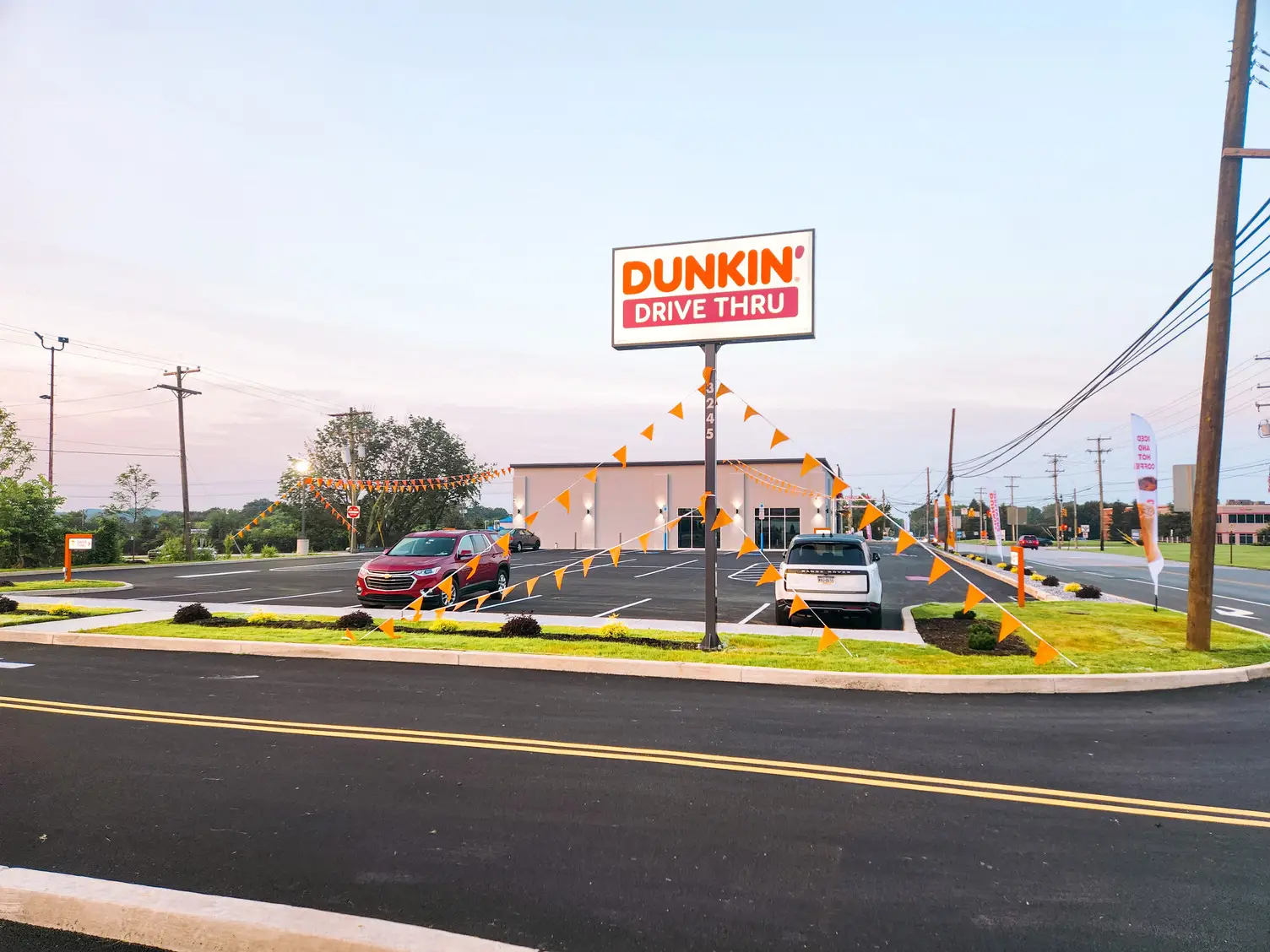 Susquehanna Trail Dunkin' & Jimmy John's - Warehaus
